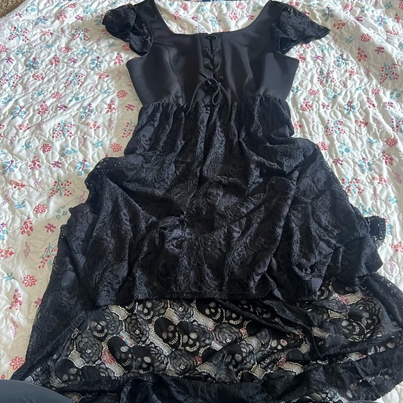 Hot Topic | Dresses | Nwt Hot Topic Dress Medium Skull Lace High Low ...